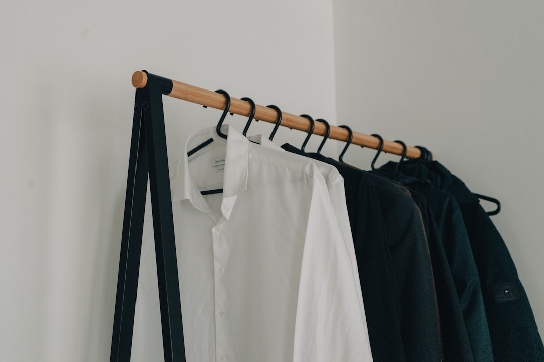 Wardrobe Organization Hacks for Busy Lives
